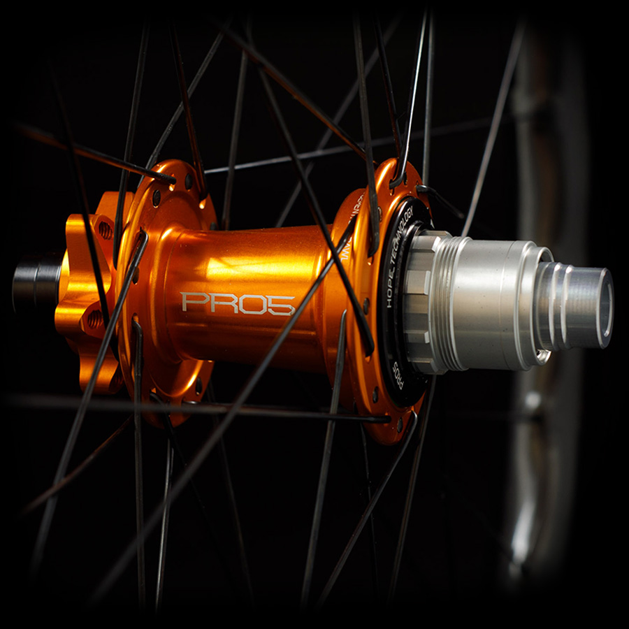 TR35 Hope Pro 5 Wheelset - NOBL Wheels Canada