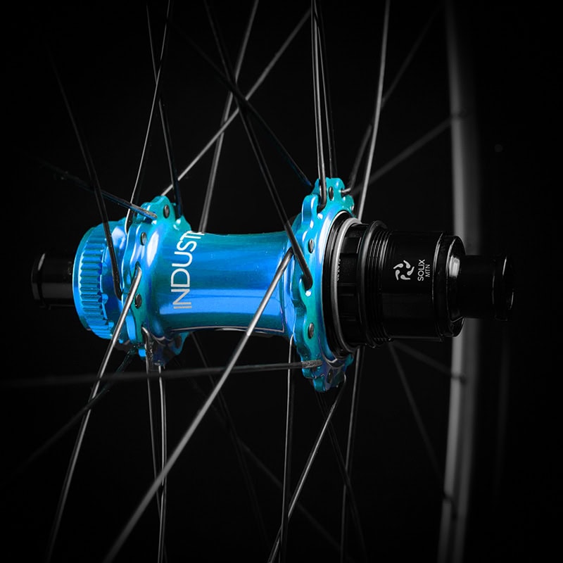 TR33 Industry Nine SOLiX M Wheelset - NOBL Wheels Canada